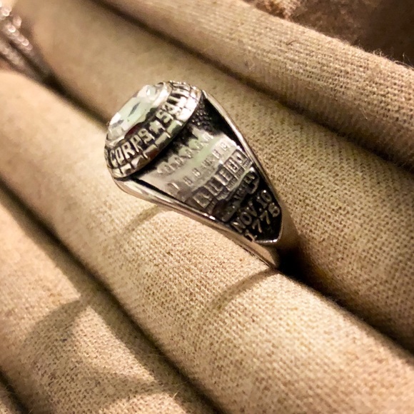 Jewelry | Official Usmc Graduation Ring Sz 6 | Poshmark